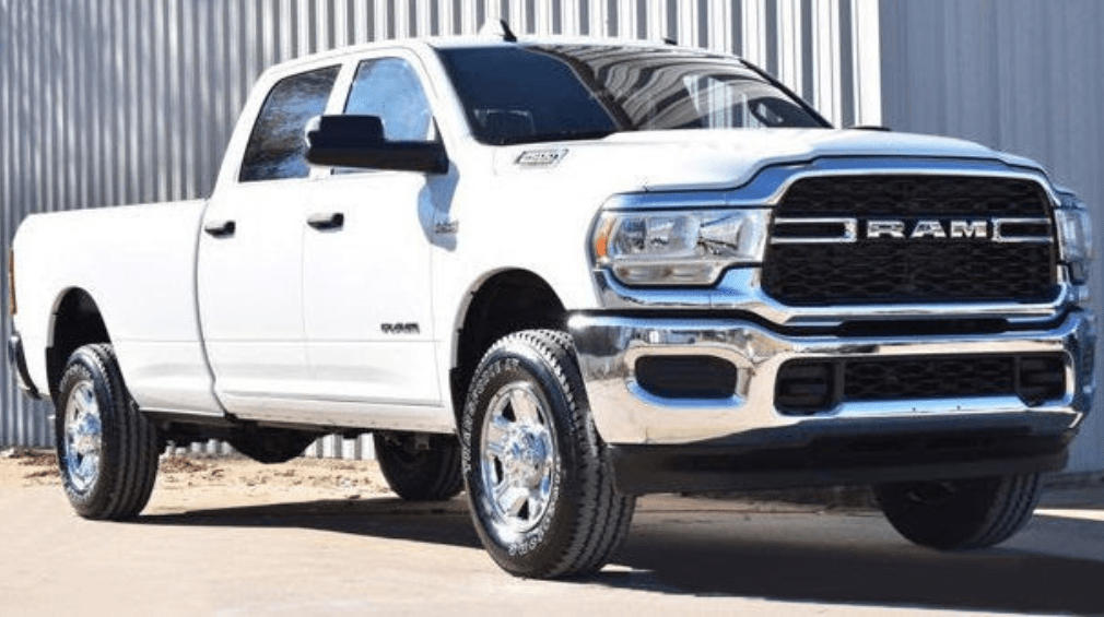 New RAM 2500HD | Crew Cab | Long Bed | HEMI V8 | 4WD